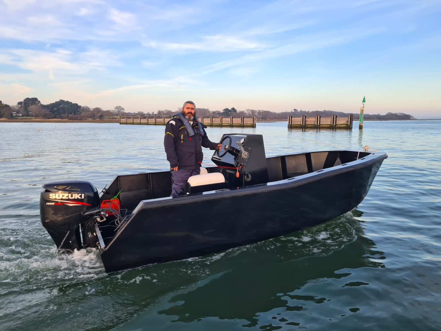 Crispy 520 on the water - Modern Wooden boat | Pro Boat Plans | DIY Boat